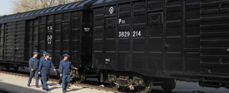 Specialized Rail Freight: Transporting Liquids and Hazardous Materials