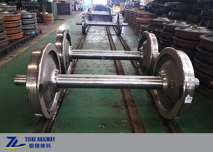 Railway Wagon Wheelset 840mm CL60 Wheel LZ50 Axle Press Mounting
