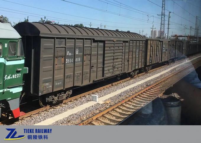 120 km/h Rainproof Covered Railway Box Wagon 145 Cubic Meter Railroad ...